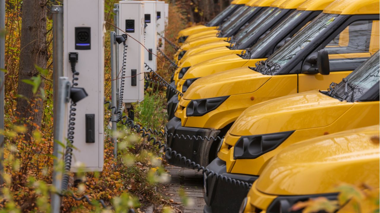 Electric vehicle charging options for fleet operators | Dalroad