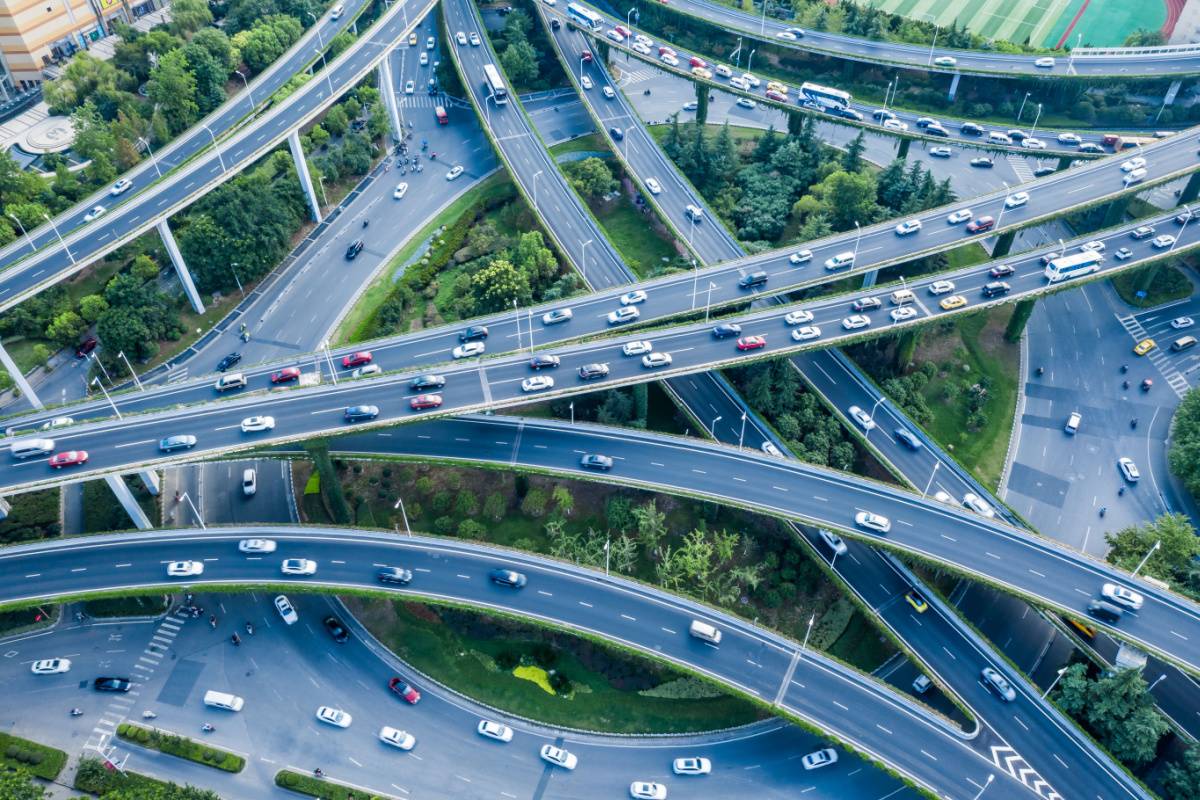 The potential of V2X technology for commercial electric vehicles | Dalroad