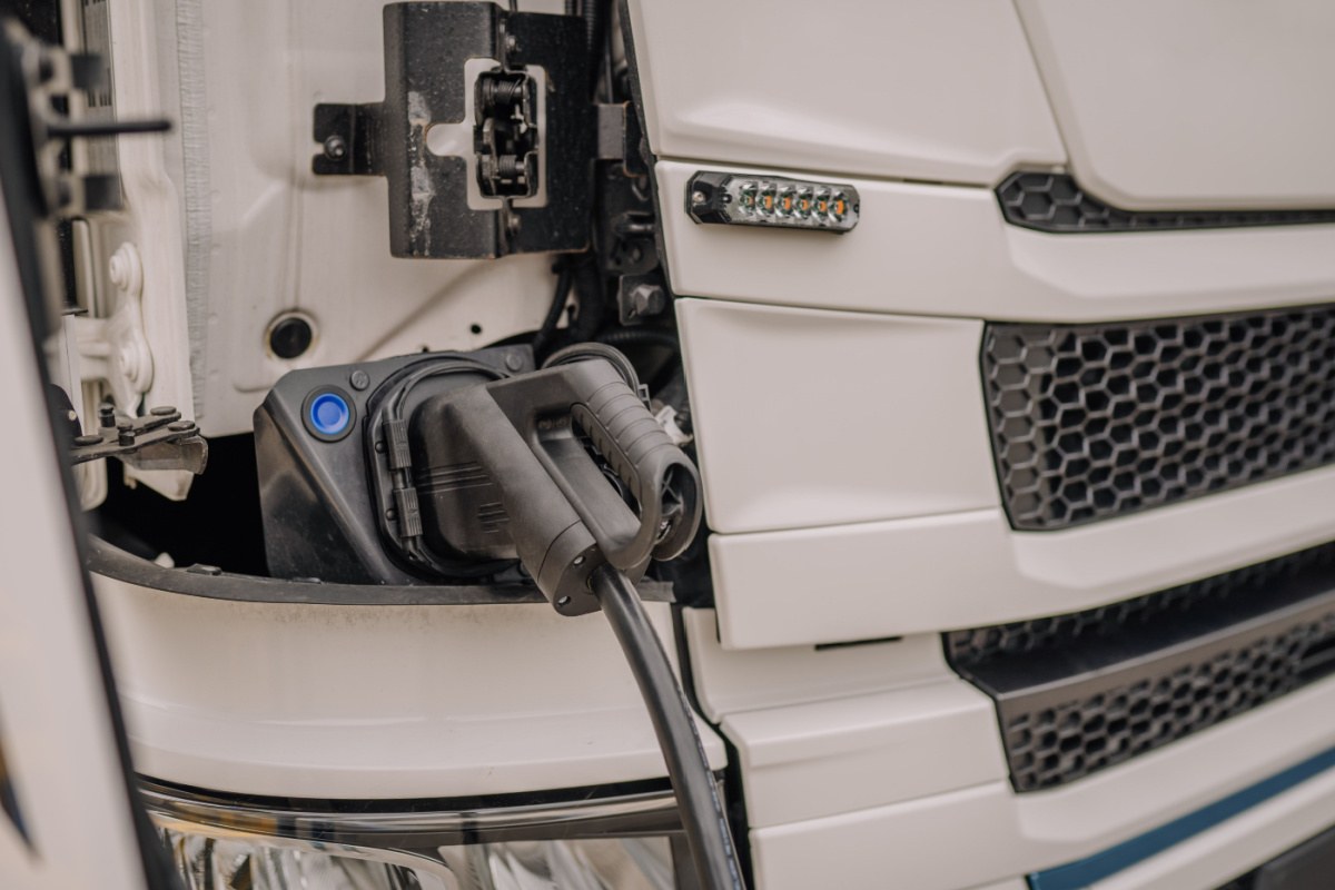 What are the main challenges in the way of truck electrification? | Dalroad